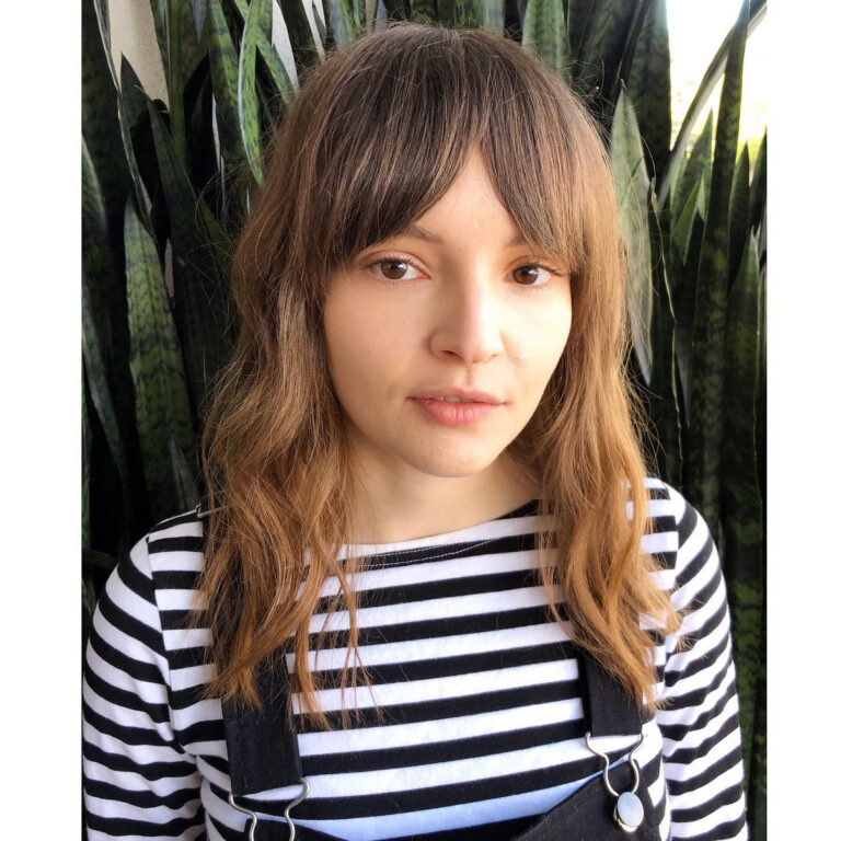 35 Stunning Curtain Bangs Hairstyles For Every Face Shape Hood Mwr