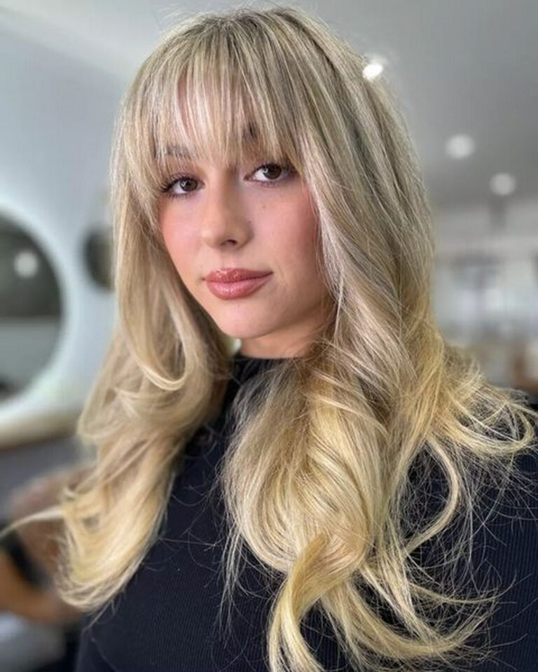 65 Flattering Bangs for Round Faces: Face-Framing Perfection - Hood MWR