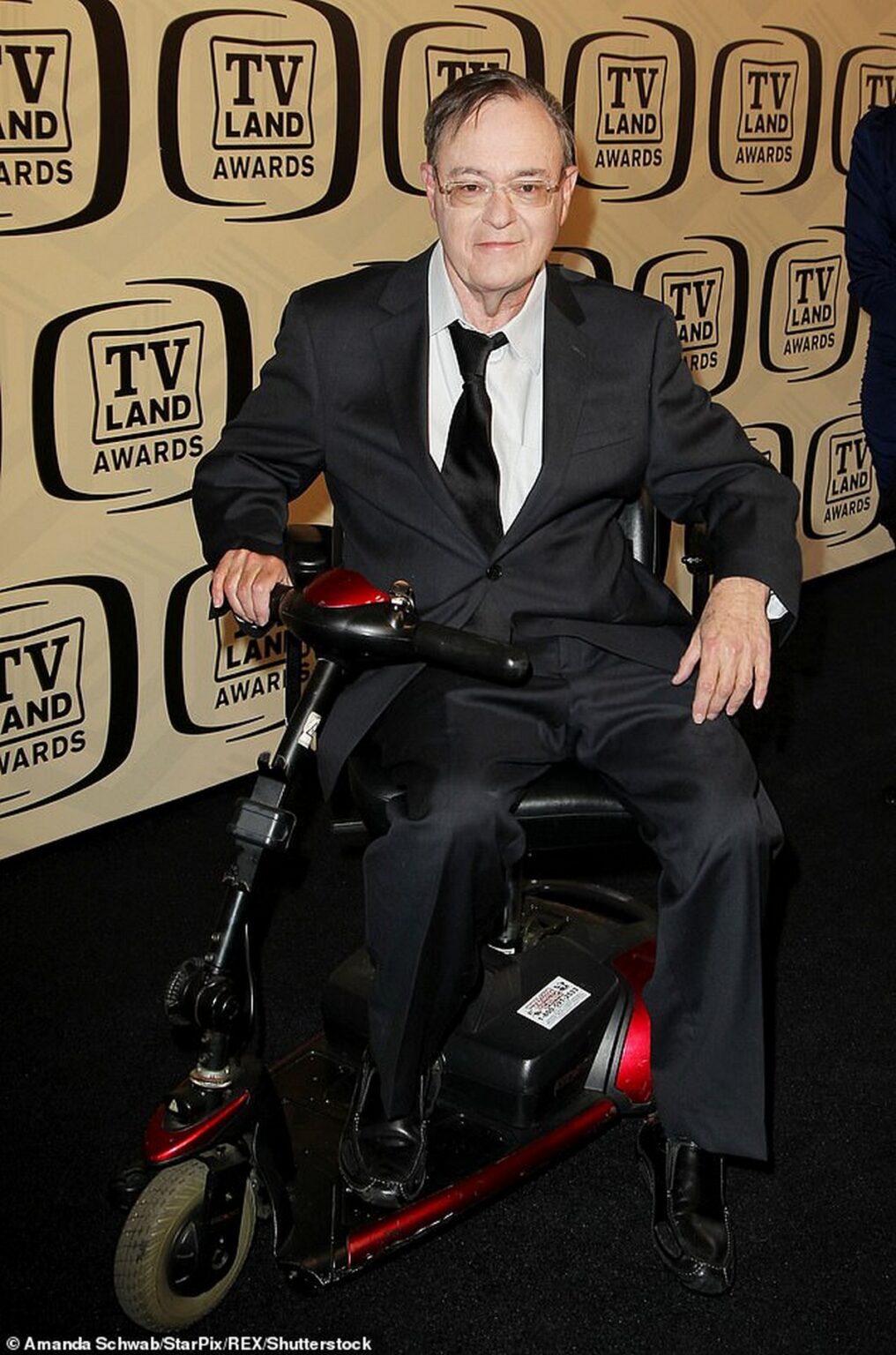 50 Celebrities Are Raising Awareness for Multiple Sclerosis