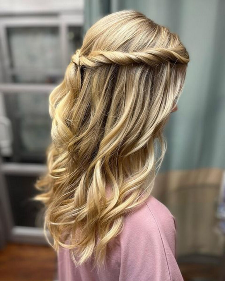 51 Half Up Half Down Hairstyles to Elevate Your Look - Hood MWR