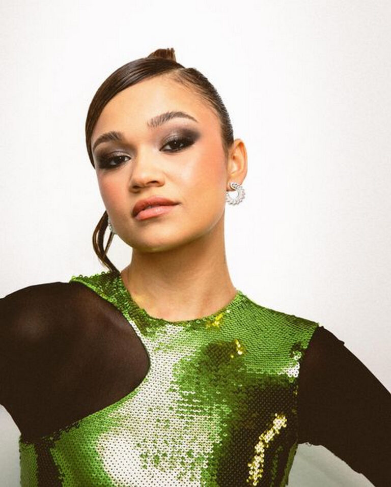 50 Famous Celebrities Who Have Opened Up About BPD - Hood MWR