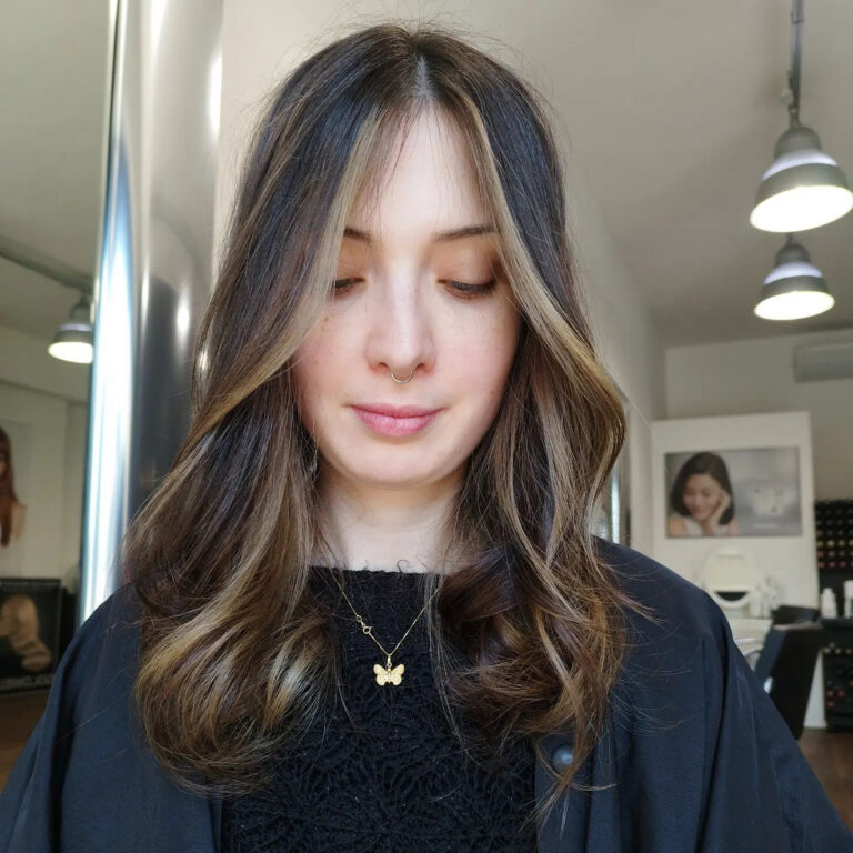 50 Money Piece Hair Ideas for a Subtle or Bold Statement - Hood MWR