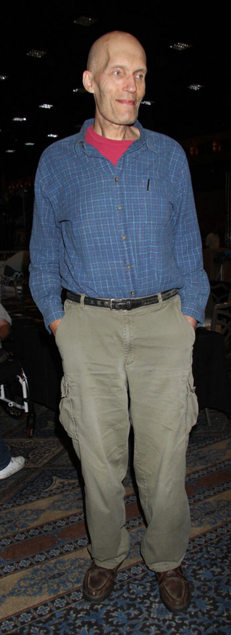 50 Tallest Male Celebrities from 6 ft to 7ft Tall - Hood MWR