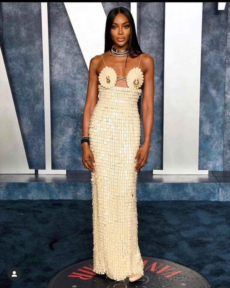 50 Short Torso Long Legs Celebrities in 2023 - Hood MWR