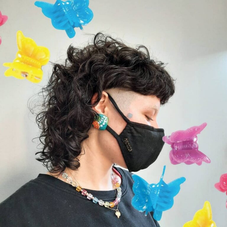 52 Women's Curly Mullet Hairstyles: Embrace the Stylish Revolution ...