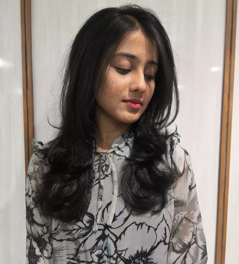 60 Side-Swept Bangs Hairstyles for Any Face Shape - Hood MWR