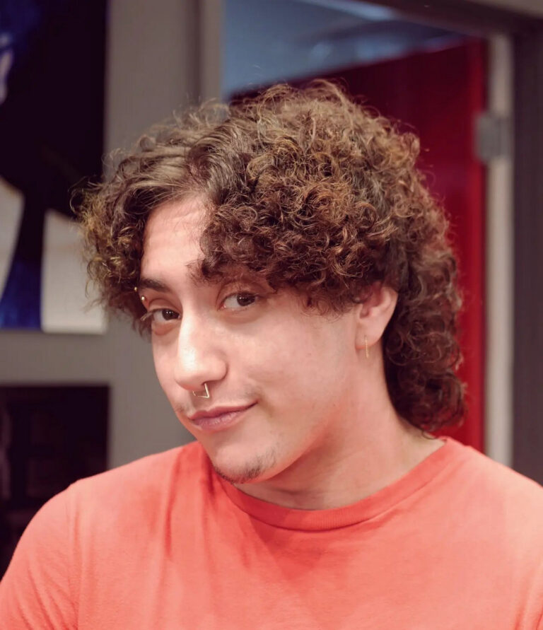 42 Modern Men's Curly Mullet Hairstyles in 2023 - Hood MWR