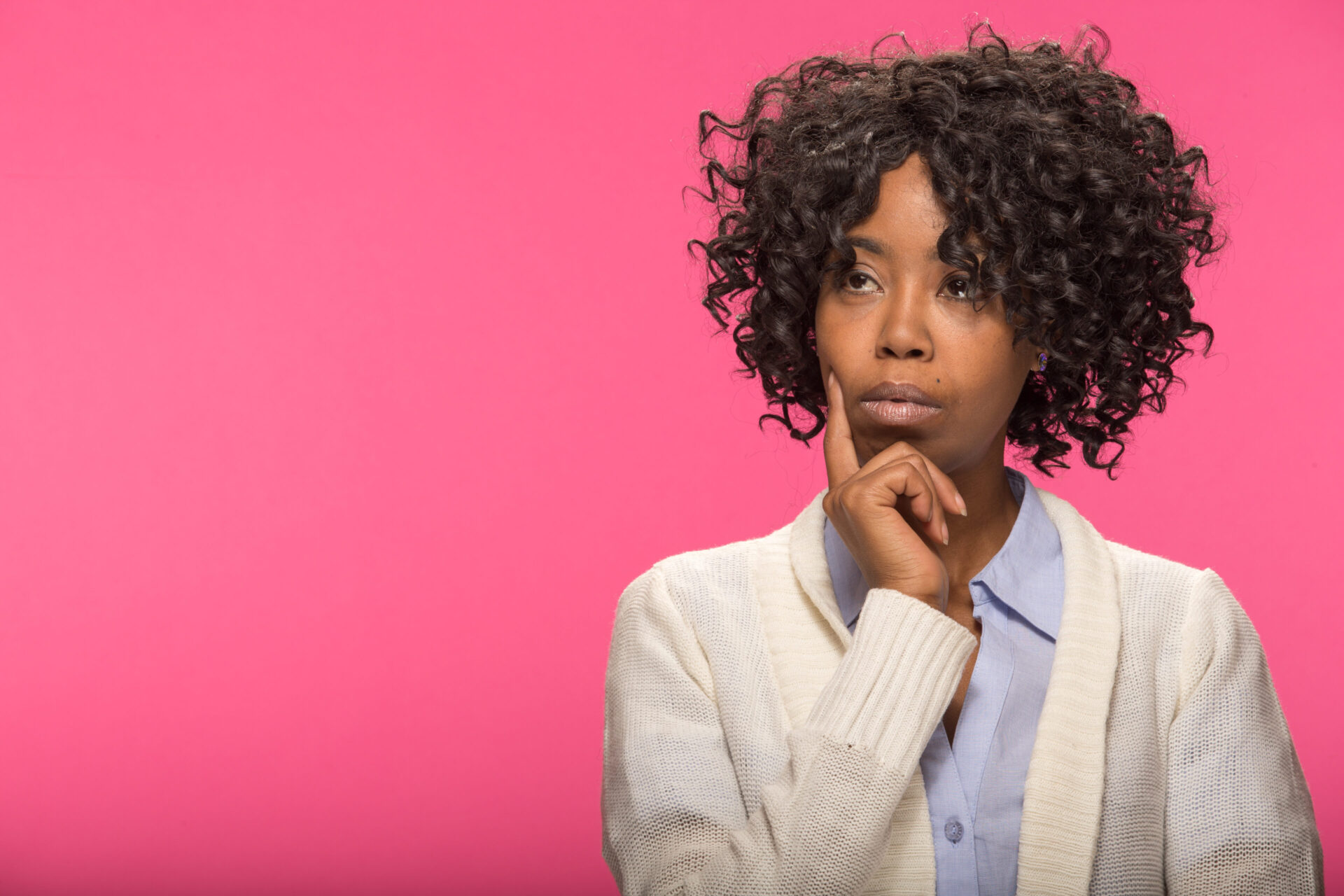 71 Short Curly Hairstyles to Transform Your Look - Hood MWR