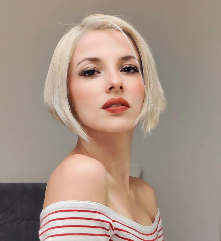 53 Stunning Bob Hairstyles For Women With Round Faces - Hood MWR