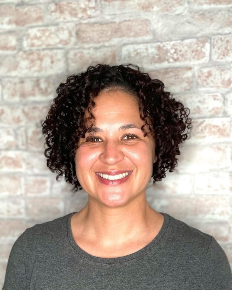 71 Short Curly Hairstyles to Transform Your Look - Hood MWR