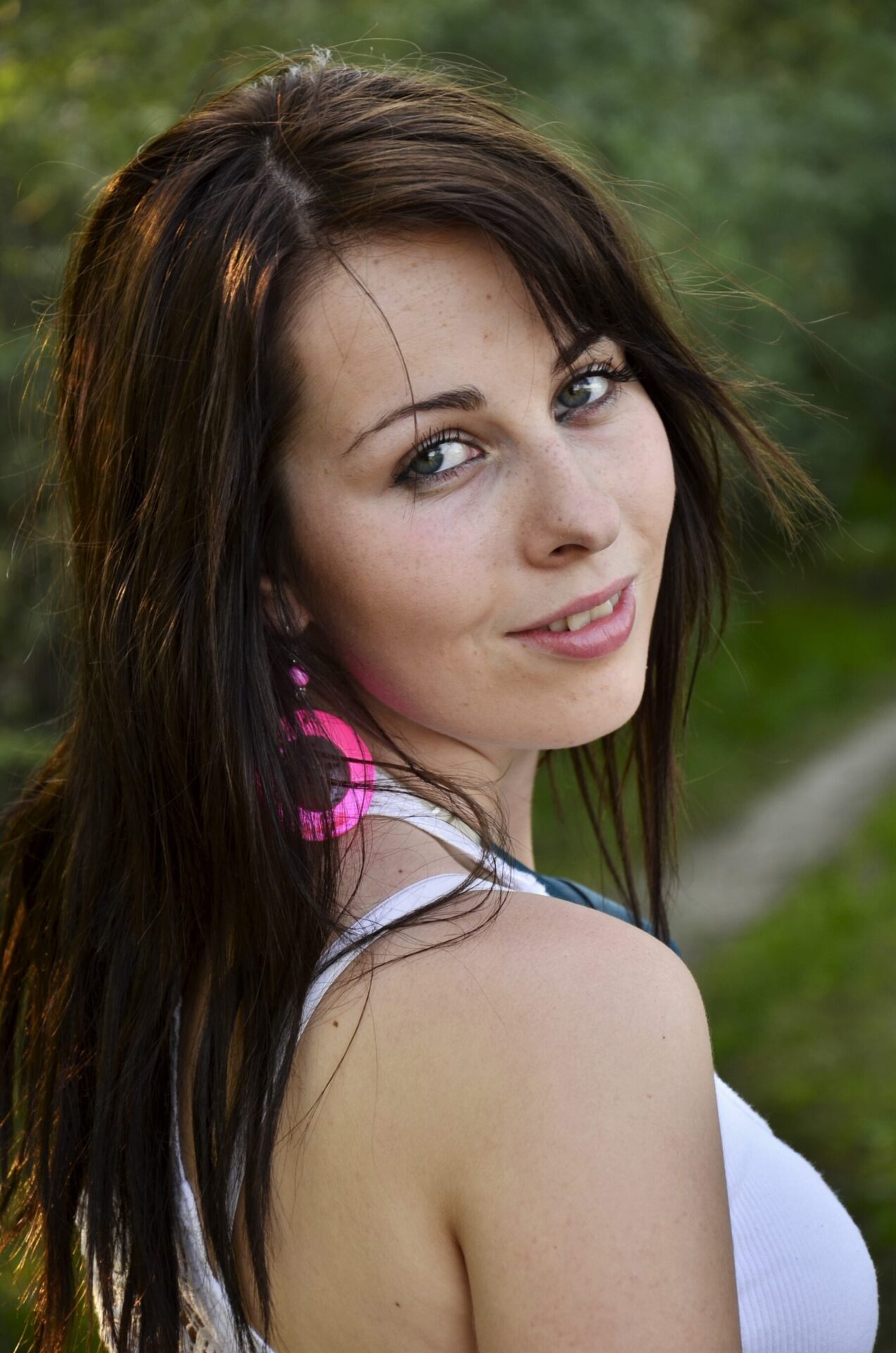 60 Side-Swept Bangs Hairstyles for Any Face Shape - Hood MWR