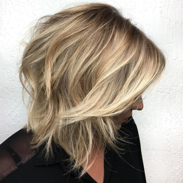 35 Beautiful Razor Cut Hairstyles For Women 2023 - Hood MWR