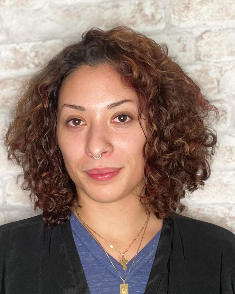 71 Short Curly Hairstyles to Transform Your Look - Hood MWR