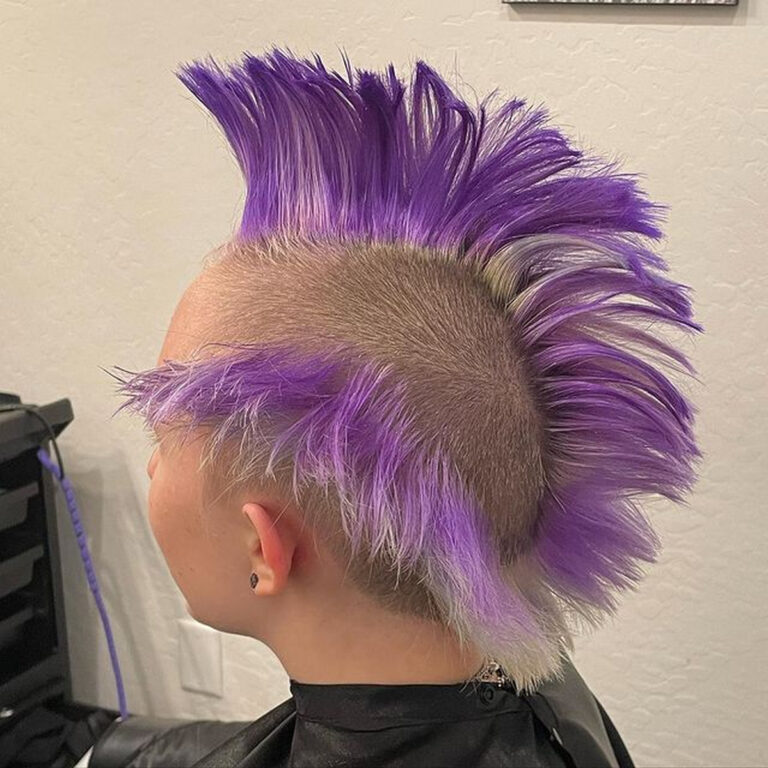 74 Colorful Punk Hairstyles For Women in 2023 - Hood MWR