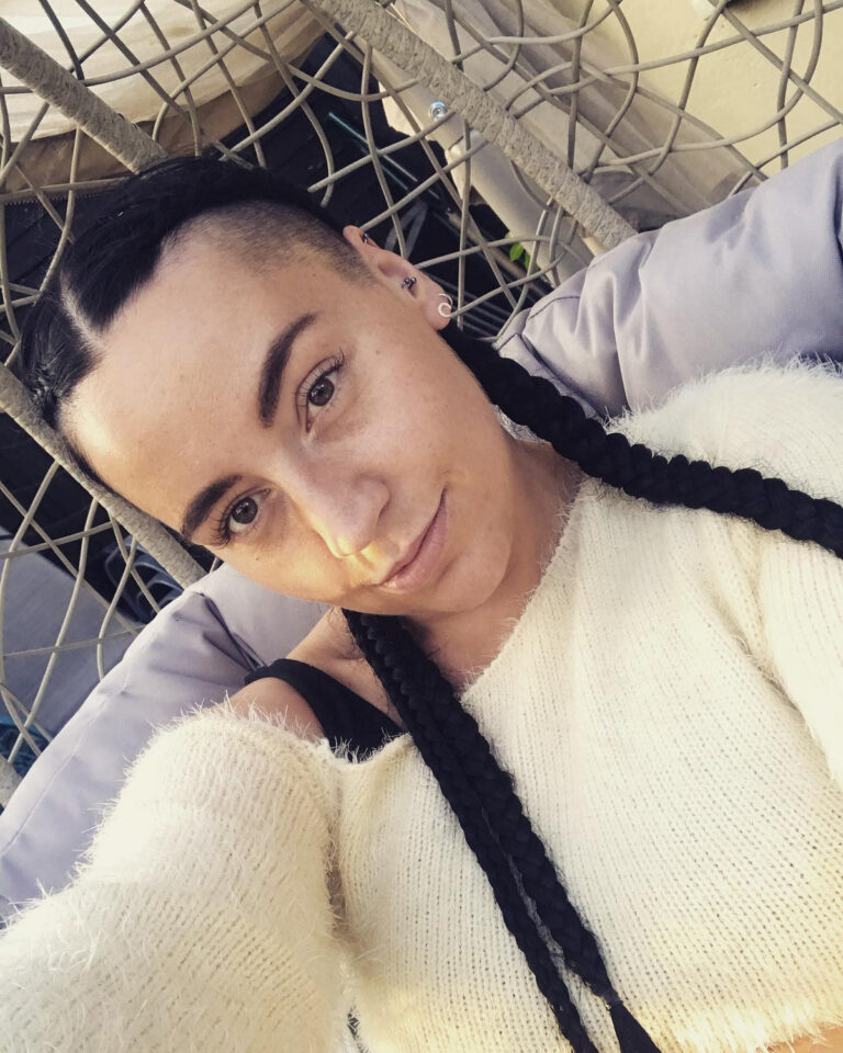 58 Coolest Half Shaved Hairstyles for Women - Hood MWR