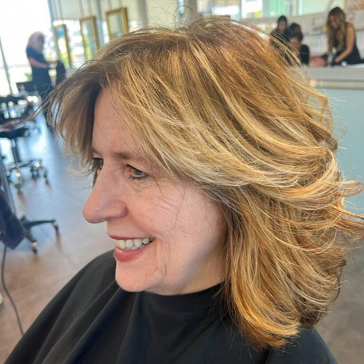 35 Timeless Medium Shaggy Hairstyles For Women Over 60