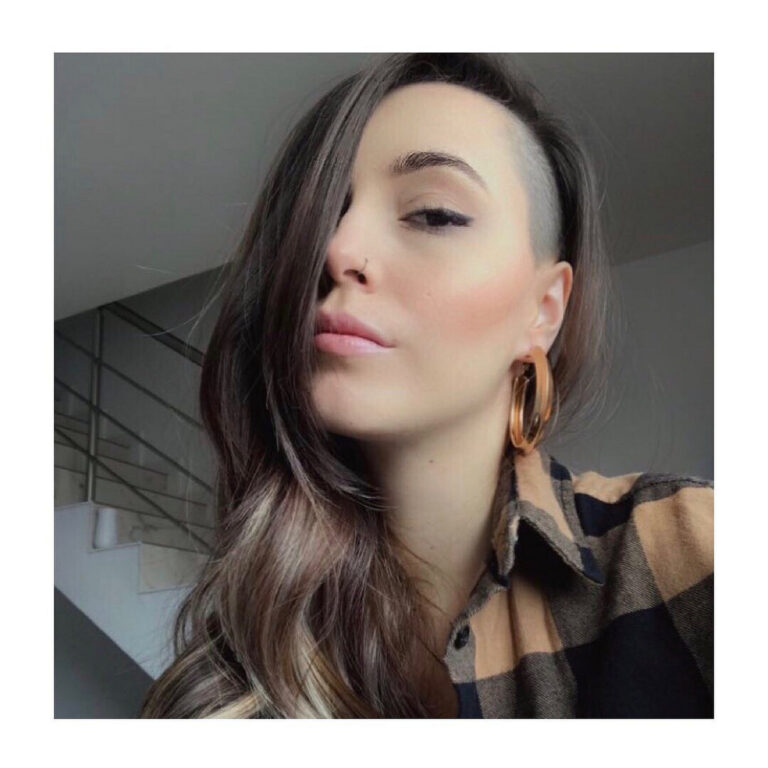 58 Coolest Half Shaved Hairstyles for Women - Hood MWR