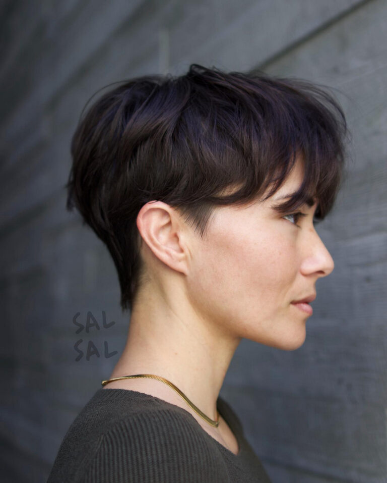 35 Androgynous And Non-Binary Haircuts in 2023 - Hood MWR
