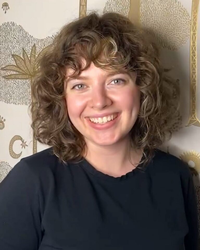 71 Short Curly Hairstyles to Transform Your Look - Hood MWR