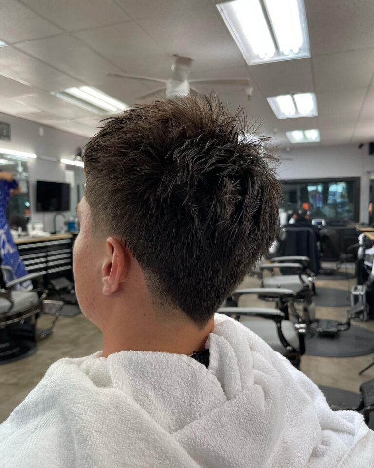 36 V-Cut Hairstyles for Women and Men to Try 2023 - Hood MWR