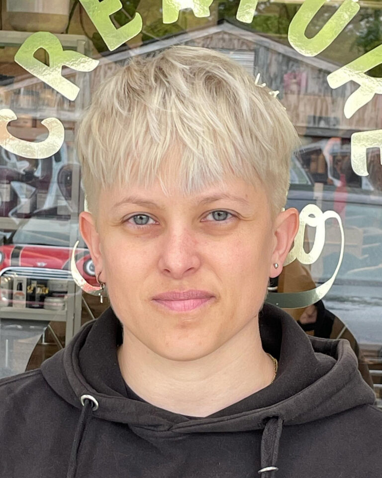 53 Pixie Cuts With Bangs You'll Love in 2023 - Hood MWR