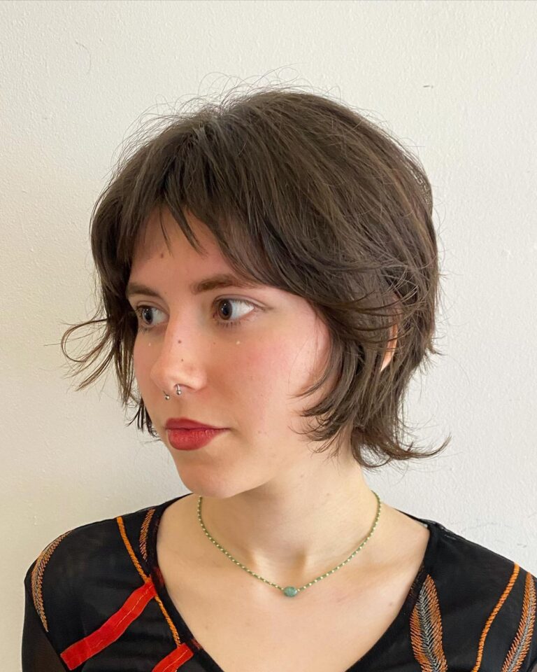 Top 45 Short Hairstyles That Defined the Nostalgic 90s - Hood MWR