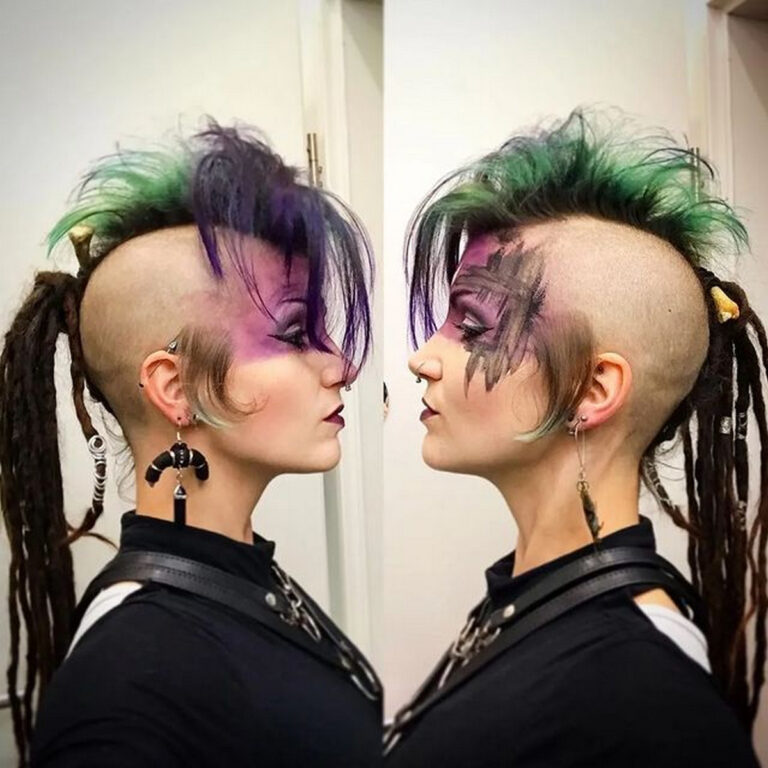 74 Colorful Punk Hairstyles For Women in 2023 - Hood MWR