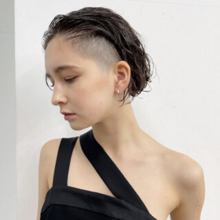 41 Slicked-Back Hairstyles For Men And Women - Hood MWR