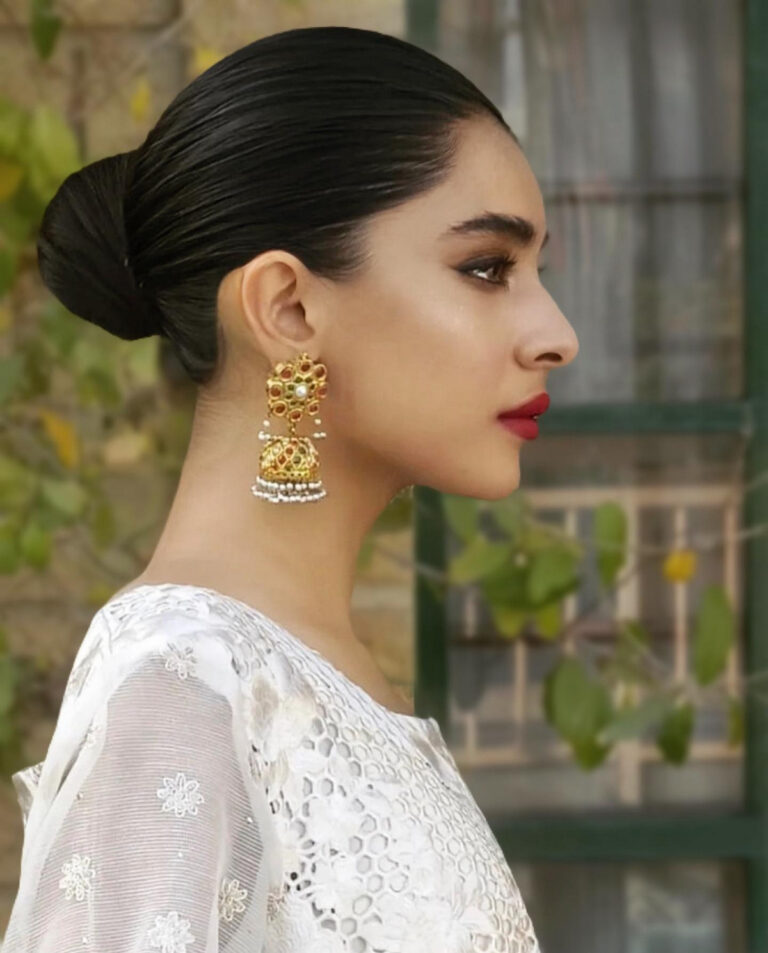 41 Slicked-Back Hairstyles For Men And Women - Hood MWR