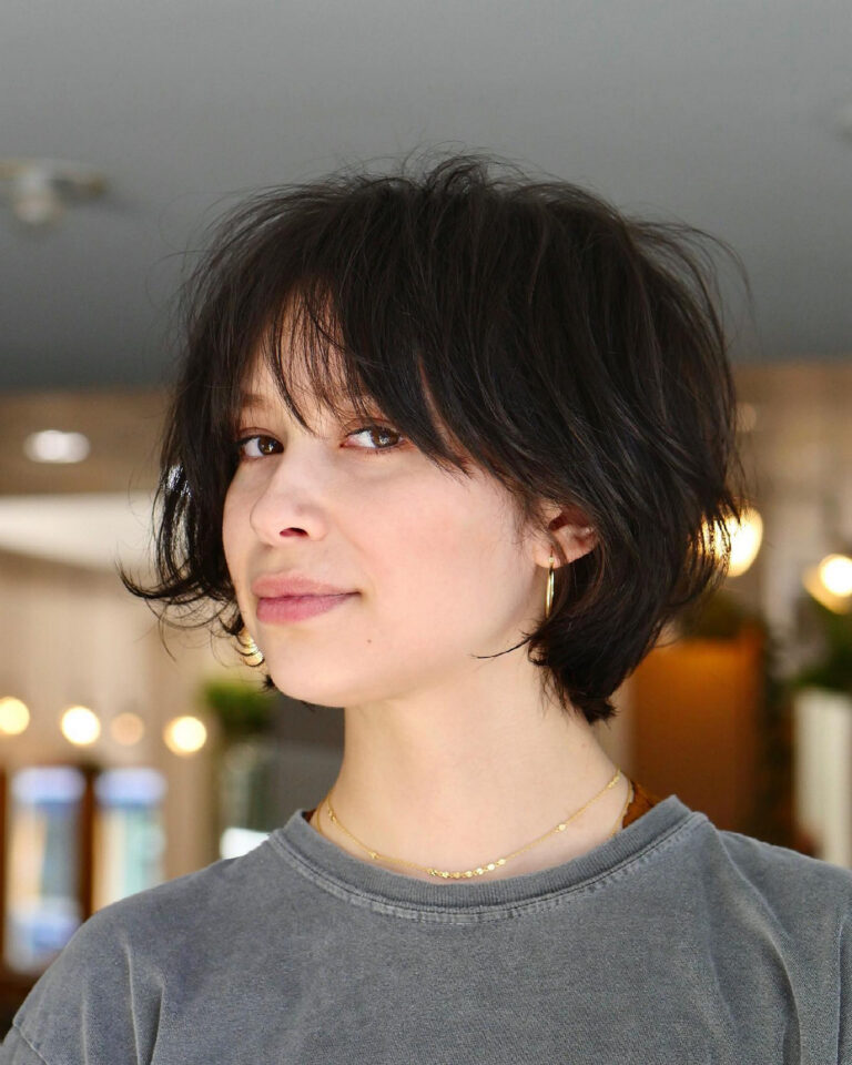 51 Hot Trend Short Hair With Bangs For Women 2023 - Hood MWR
