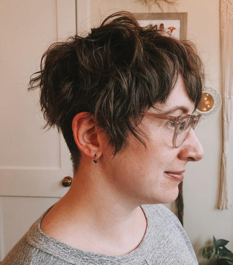 36 Most Striking Undercut Pixie Hairstyles for Women