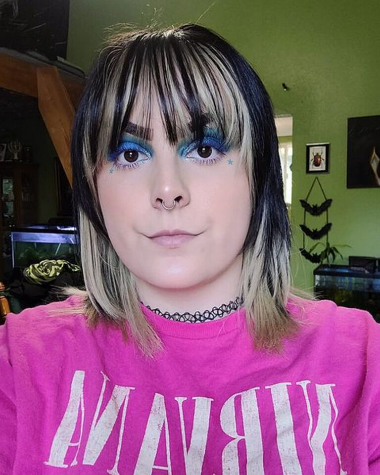 74 Colorful Punk Hairstyles For Women in 2023 - Hood MWR