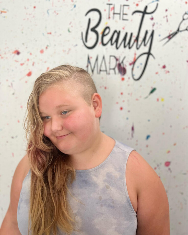 58 Coolest Half Shaved Hairstyles for Women - Hood MWR