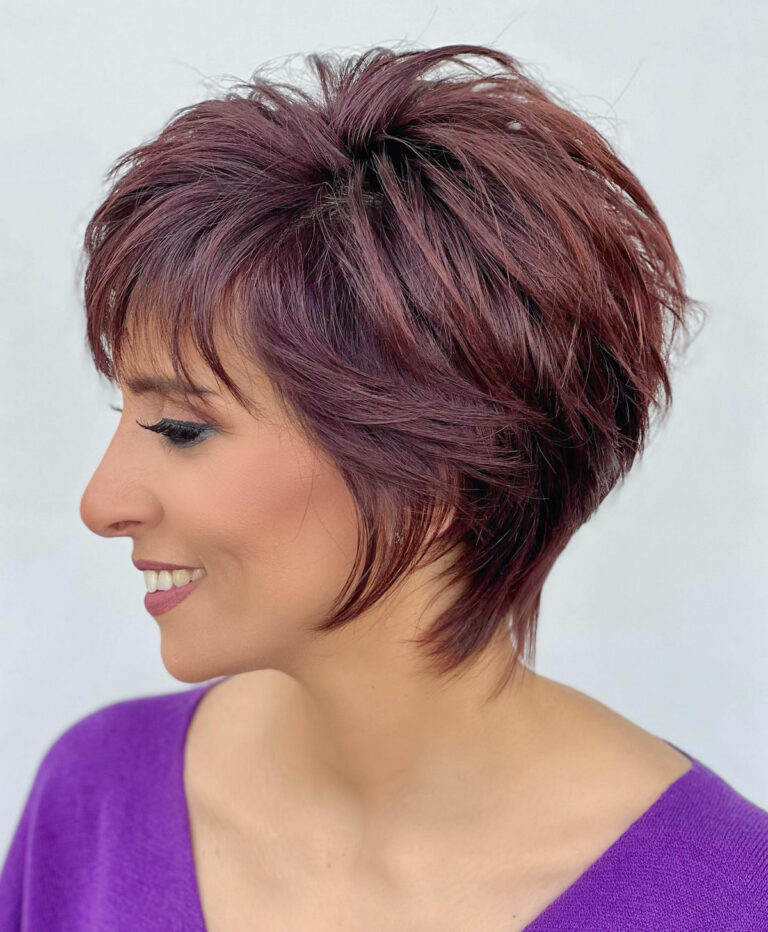 37 Chic Wedge Haircuts For Women 2023 - Hood MWR