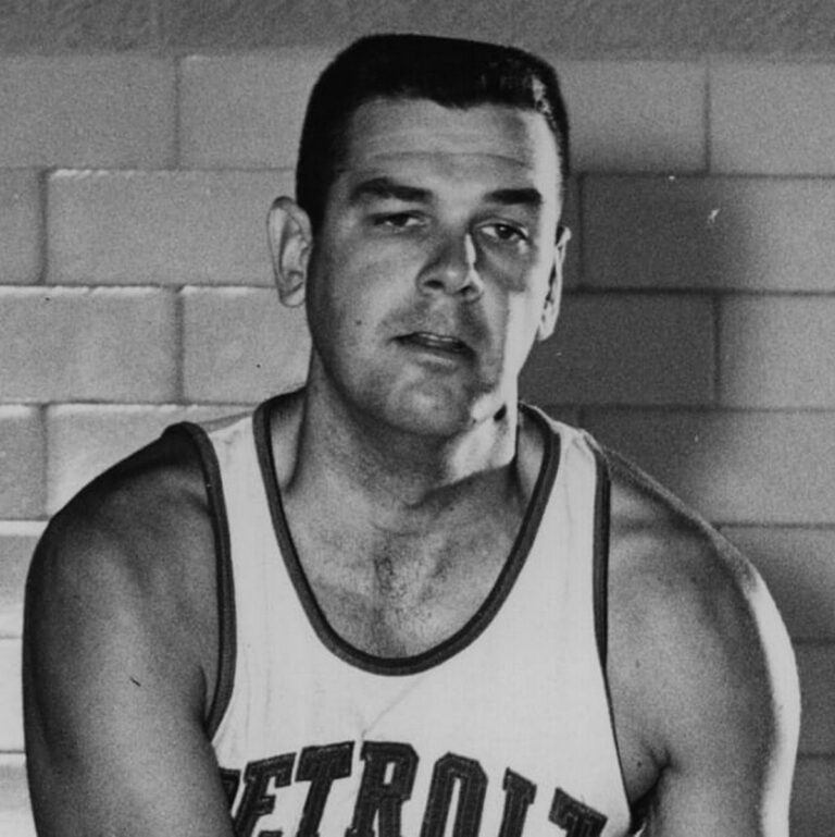 60 Average Height Of NBA Players From 1951-2023 - Hood MWR