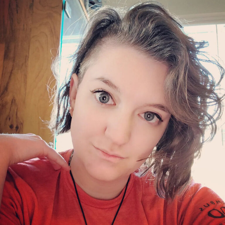 58 Coolest Half Shaved Hairstyles for Women - Hood MWR