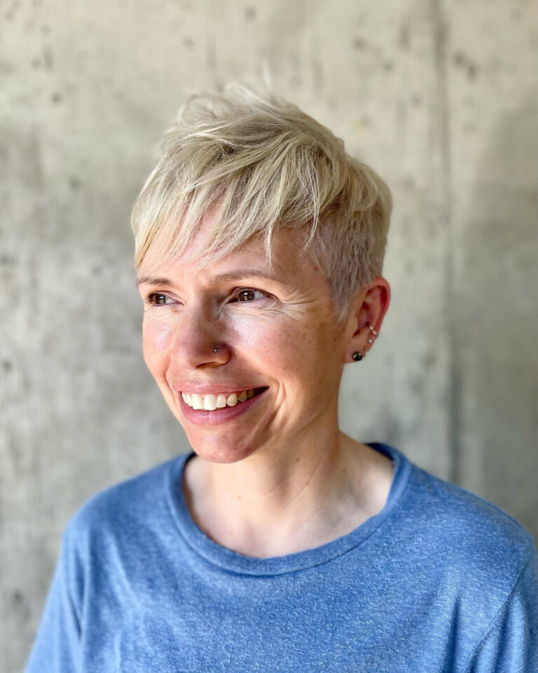 35 Androgynous And Non-Binary Haircuts in 2023 - Hood MWR