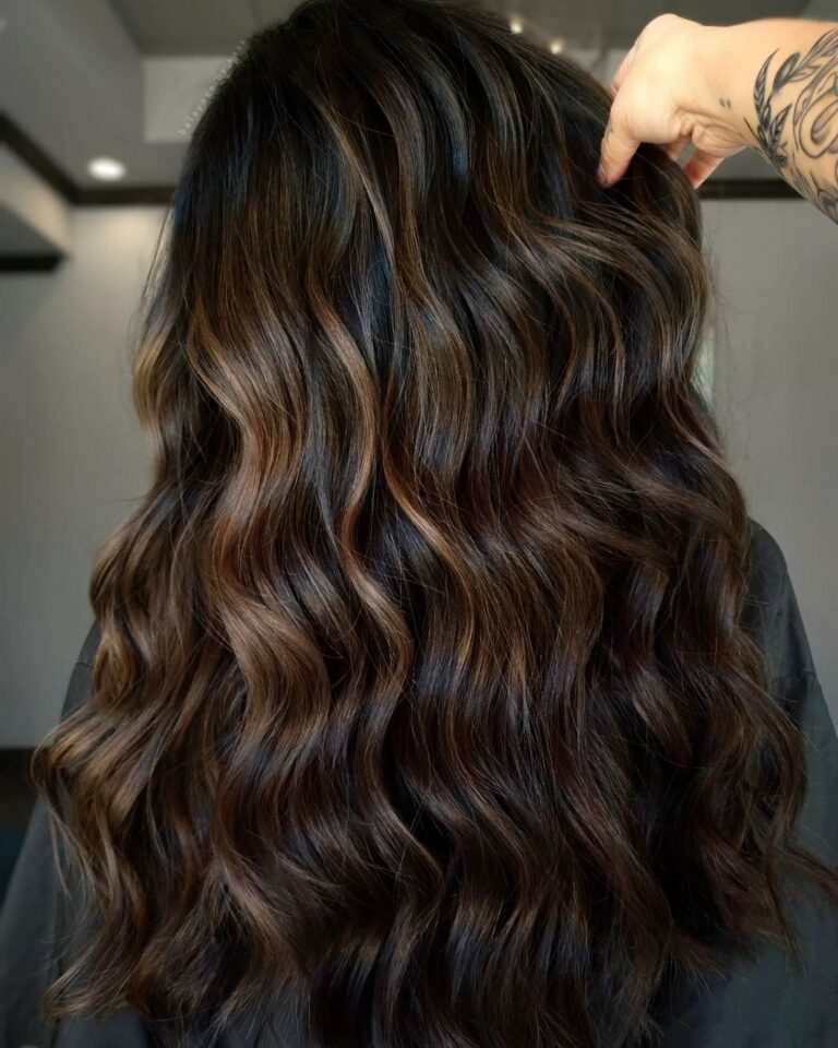 62 Gorgeous Dark Brown Hair With Highlights: Unleash Your Inner Goddess ...
