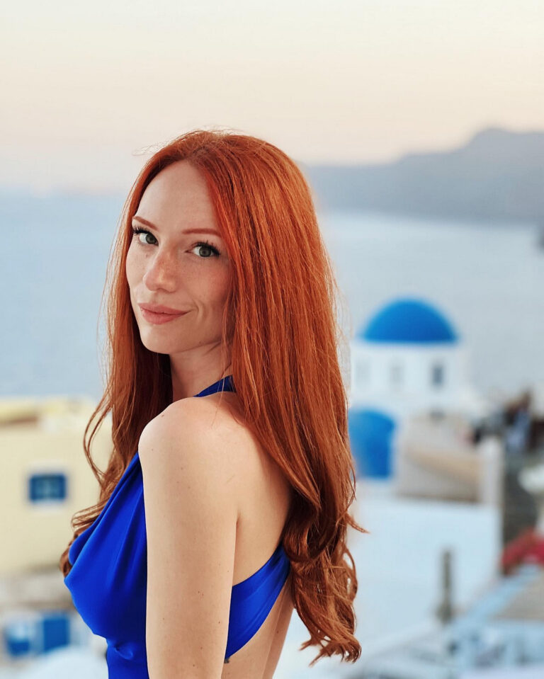 Top 35 Rarest Hair Colors in The World - Hood MWR