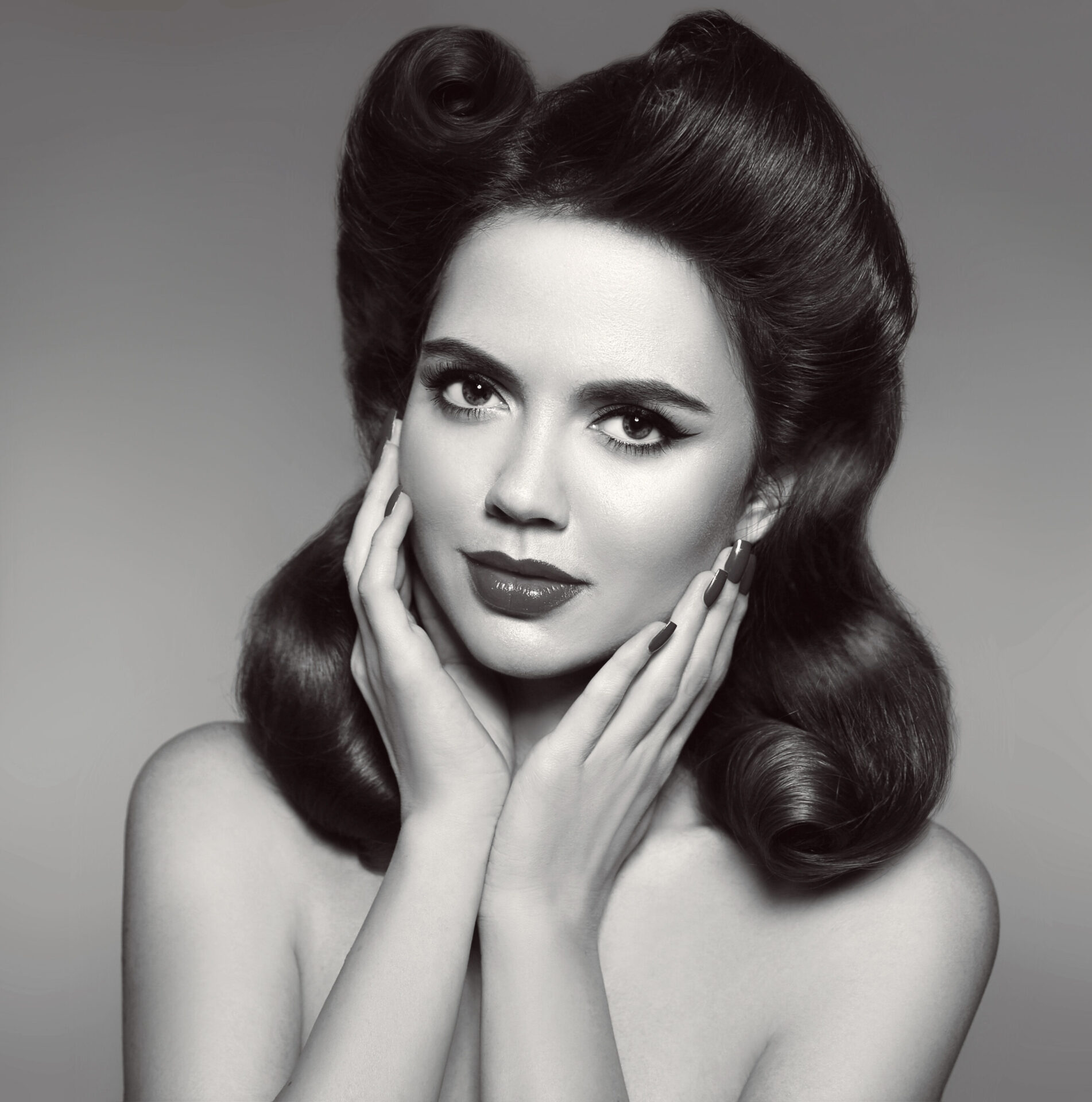 35 Hairstyles That Defined the 1930s - Hood MWR