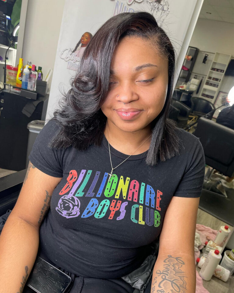 35 Swoop Bang Hairstyles Ideas to Try 2023 - Hood MWR