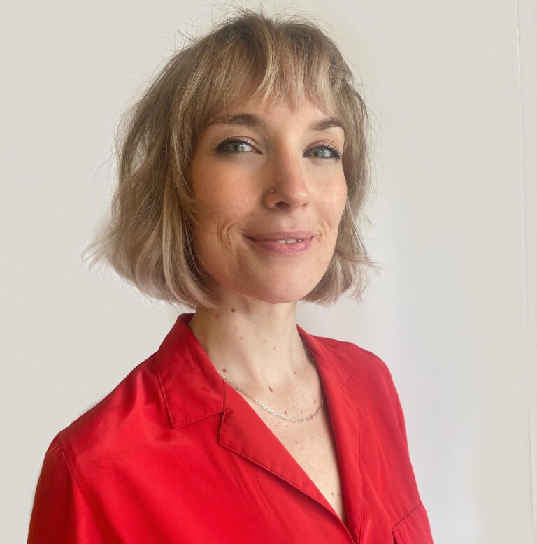 43 Coolest Shaggy Bob Hairstyles In 2023 Hood Mwr