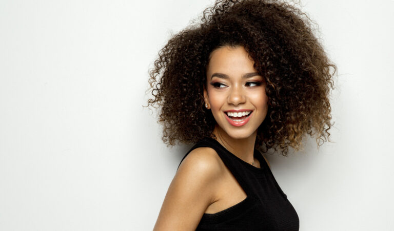35 Beautiful & Big Afro Hairstyles in 2023 - Hood MWR