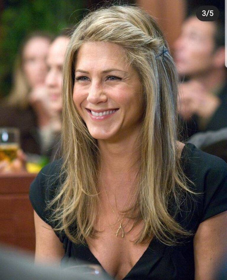 35 Jennifer Aniston Hairstyles to Inspire Your Look - Hood MWR
