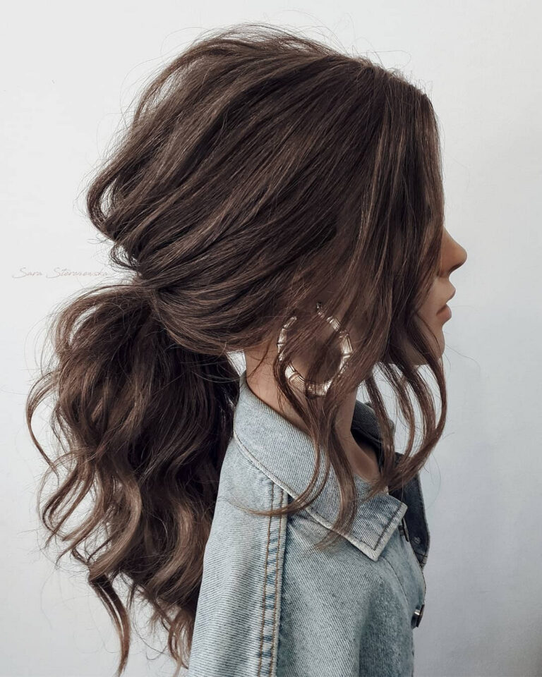 35 Hairstyles for Professional Women: Command Respect and Style - Hood MWR