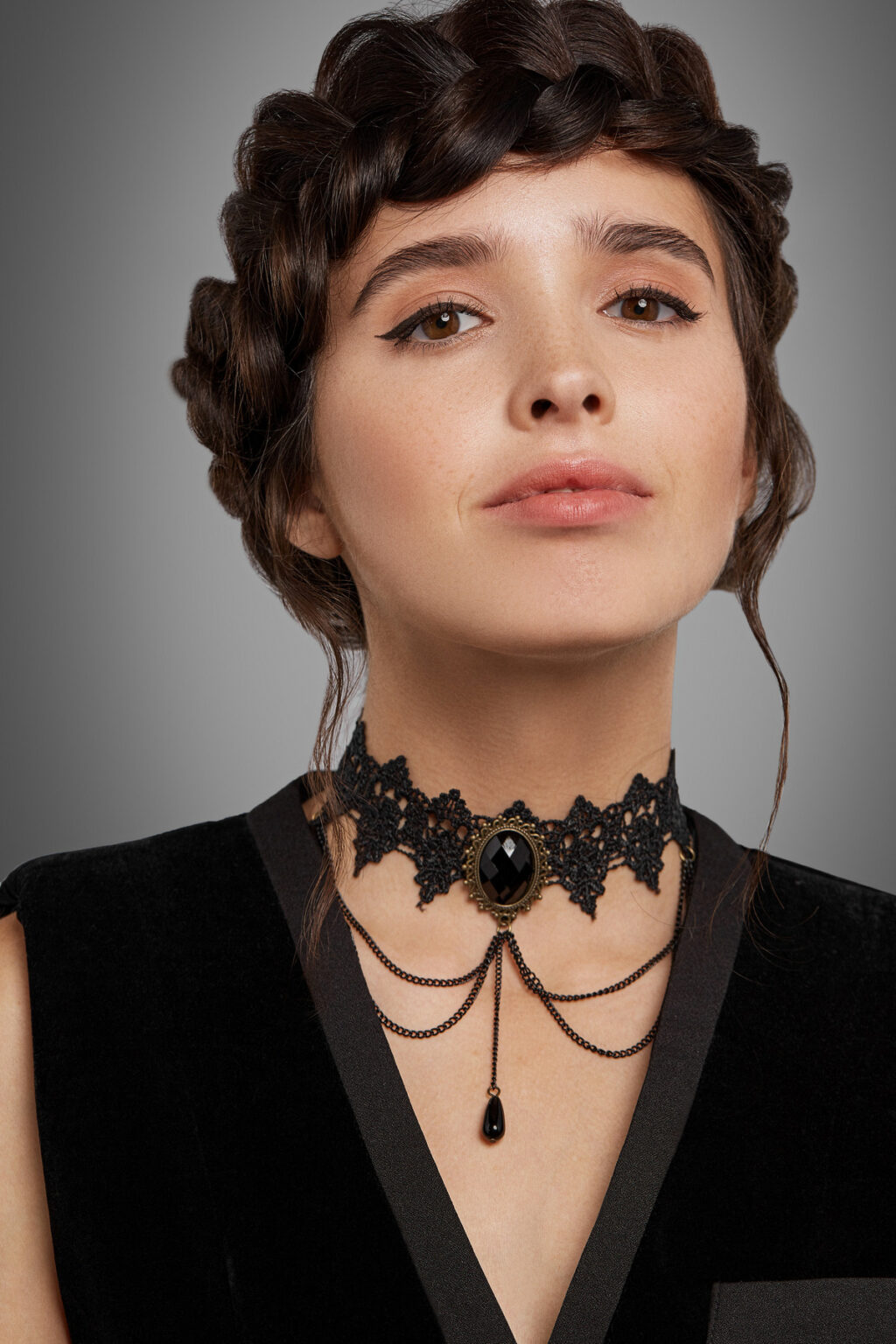 41 Mesmerizing Gothic Hairstyles: Unleash Your Dark Glamour - Hood MWR