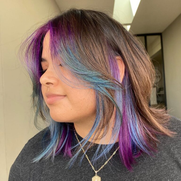 35 Hairstyles Tailored for Women with Big Faces: Flattering & Fabulous ...