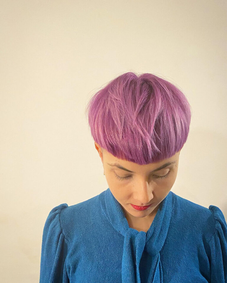 51 Colorful Bowl-Cut Haircut Ideas For Women 2023 - Hood MWR