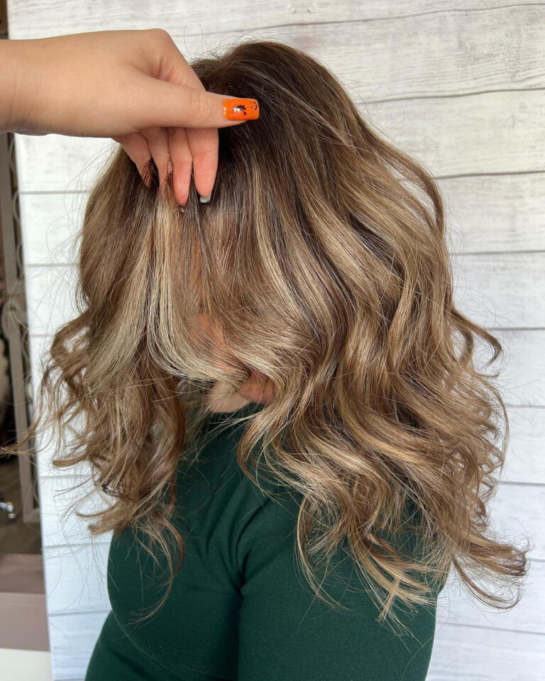 Top 40 Brown Hair With Blonde Highlights Ideas - Hood MWR