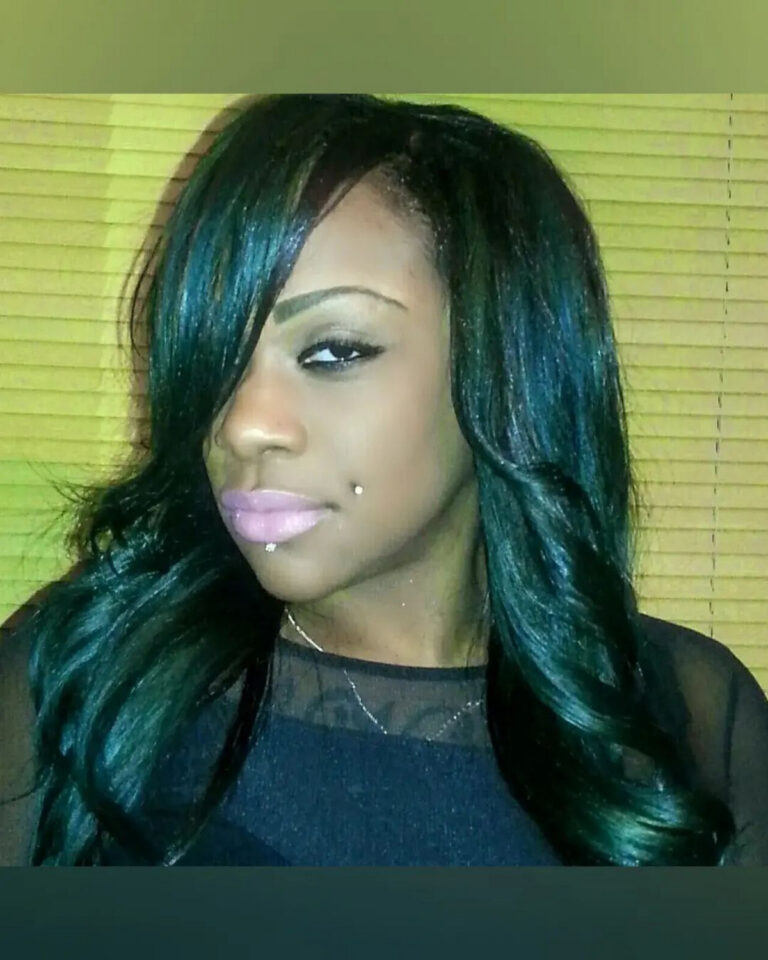 35 Swoop Bang Hairstyles Ideas to Try 2023 - Hood MWR